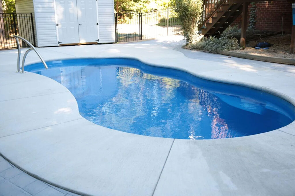fiberglass swimming pool sales Windsor Michigan | Palazzo Pools ...